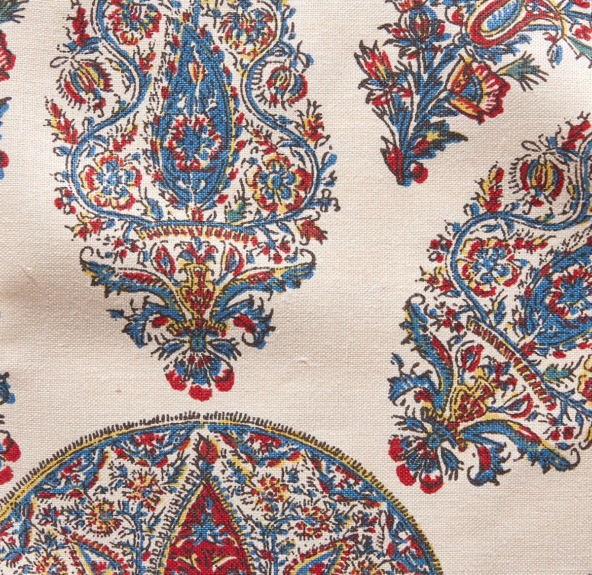 Samarkand Pillow Cover in Red Blue, Peter Dunham Textiles – DEKOWE