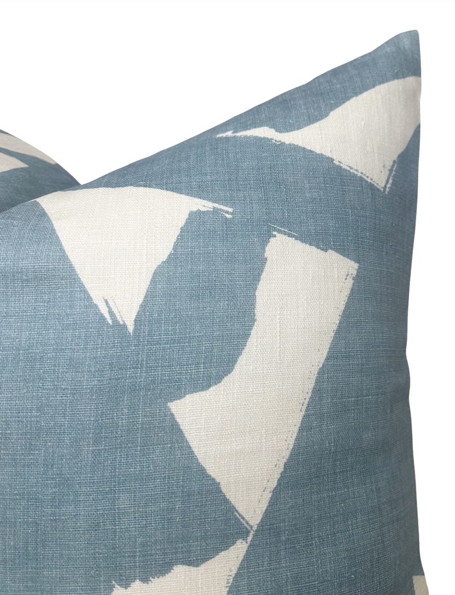 Bold Lines Linen Pillow Cover in Sky – DEKOWE
